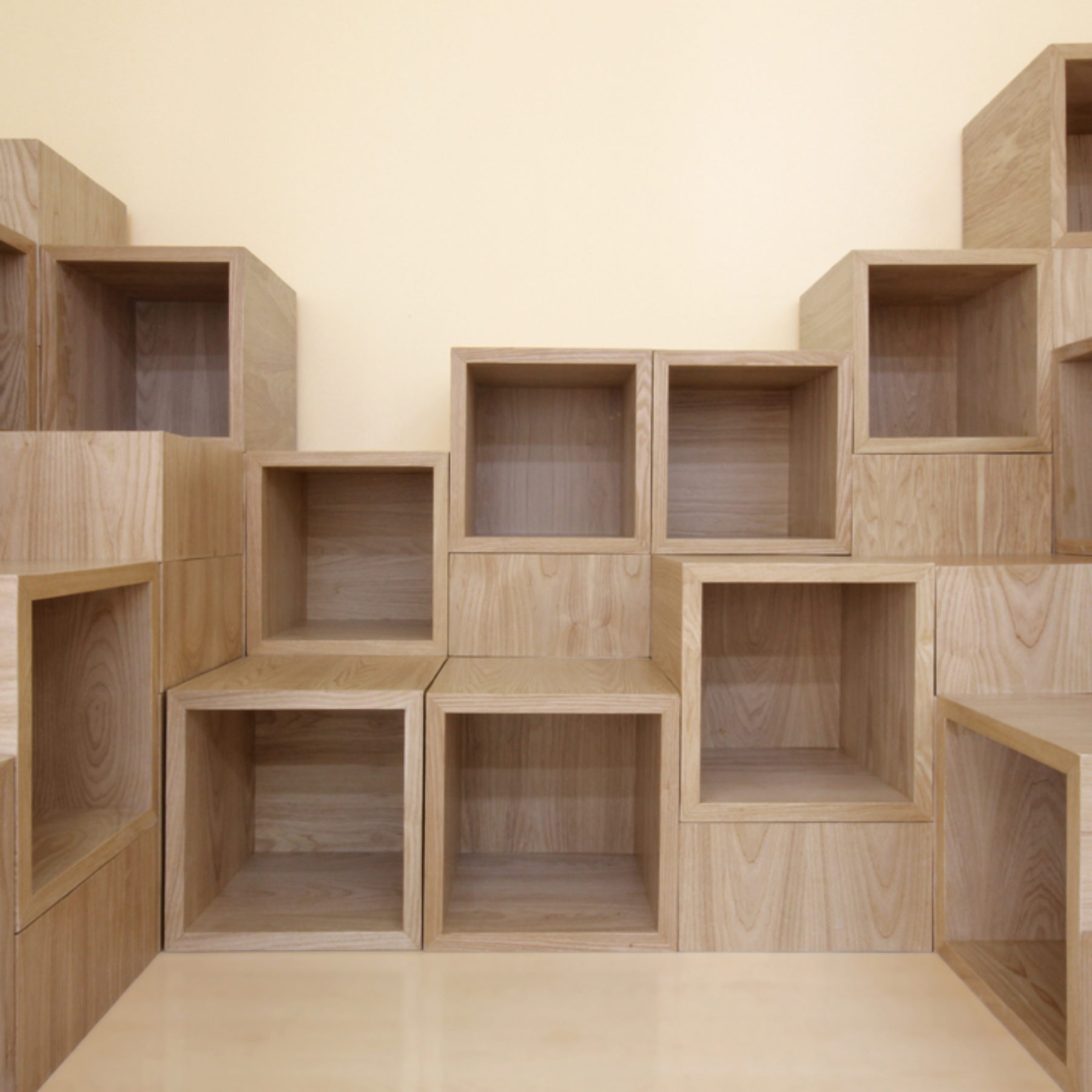 Ivy foundation: the bookcase | AQSO